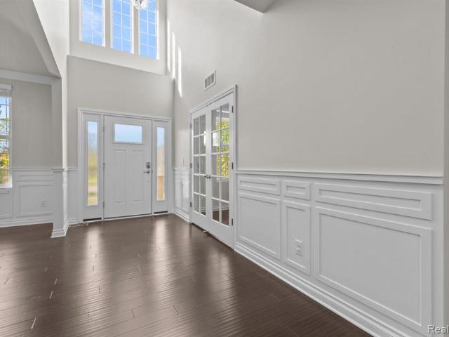 1526 Hickory Ridge Court