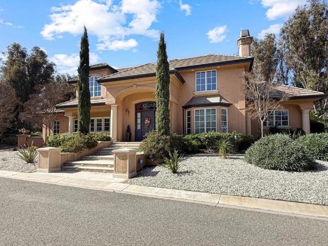1526 Hillview Drive