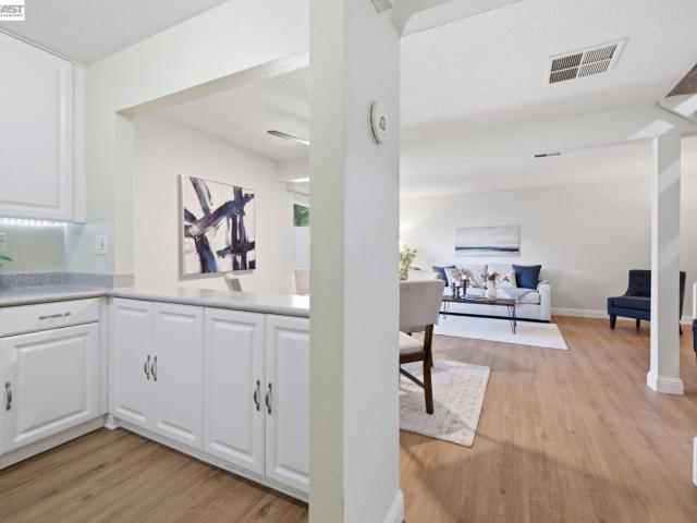 1526 Parkwood Pl