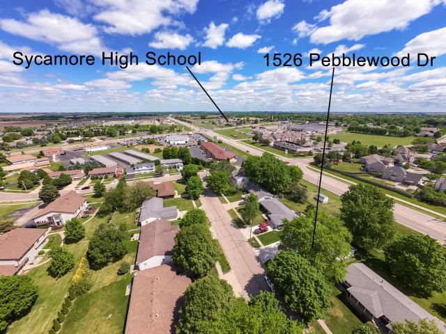 1526 Pebblewood Drive
