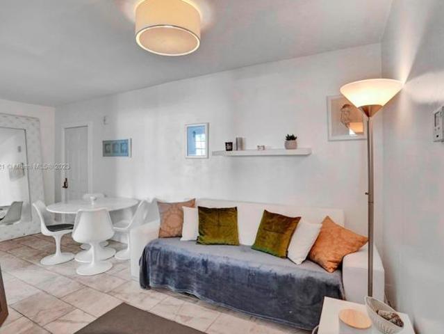 1526 Pennsylvania Ave #15, Miami Beach, FL 33139