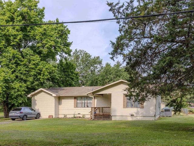 1526 Scenic Drive