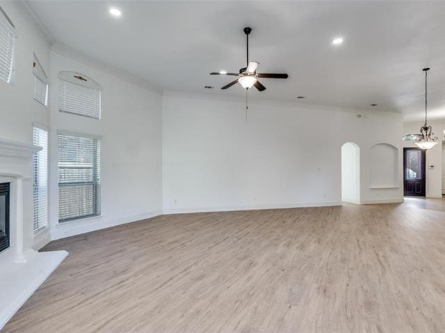 1526 Snowberry Drive
