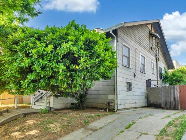 1526 U St, Sacramento, CA 95818