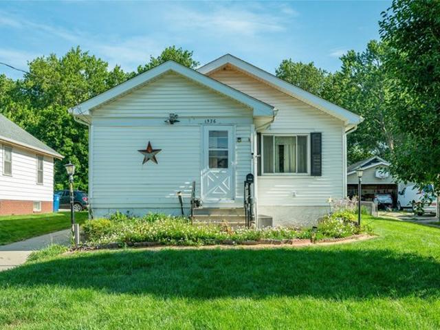 1526 Wilson Ave, Des Moines, IA 50316