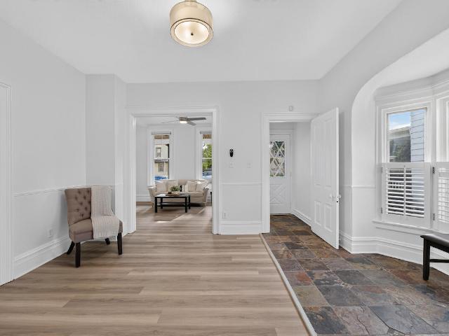 1526 Wisconsin Ave