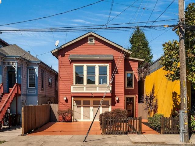 1526 32nd St, Oakland, CA 94608