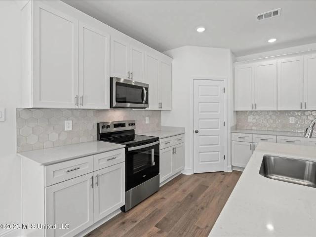 15271 Hidden Lily Way