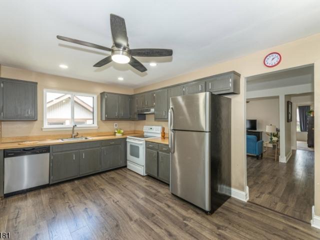 15277 Aspen Ct