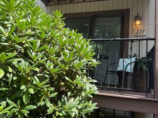 15277 Aspen Ct, Stanhope, NJ 07874
