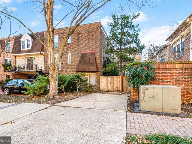 1527 N Colonial Ter, Unit B, Arlington, VA 22209 | MLS #VAAR2072 | Compass