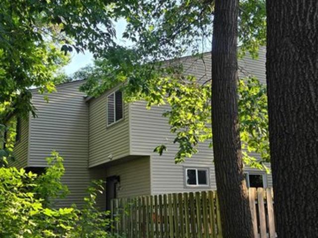1527 Aspen Dr, Eagan, MN 55122