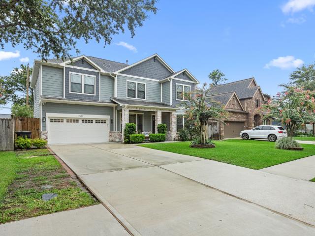 1527 Cheshire Lane