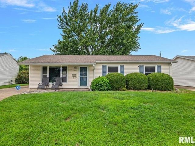 1527 Fairfield Dr, Springfield, IL 62702