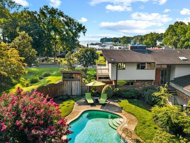 1527 Gordon Cove Dr, Annapolis, MD 21403