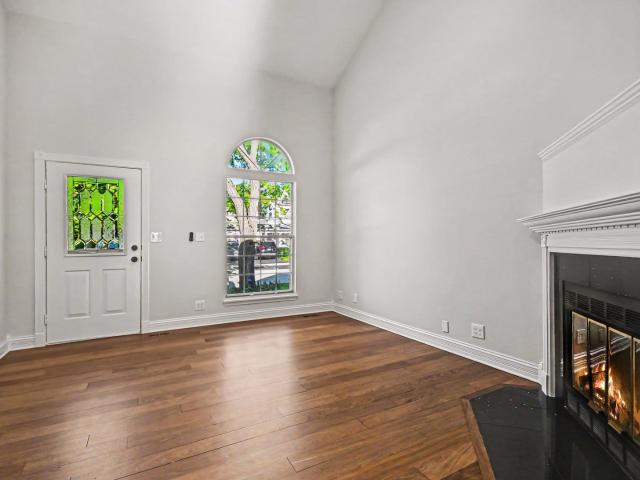 1527 Harvest Lane