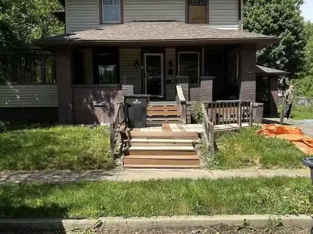 1527 Walnut Street 1 1527 Walnut St #1