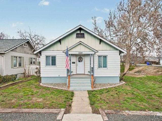 1527 11th Ave, Lewiston, ID 83501