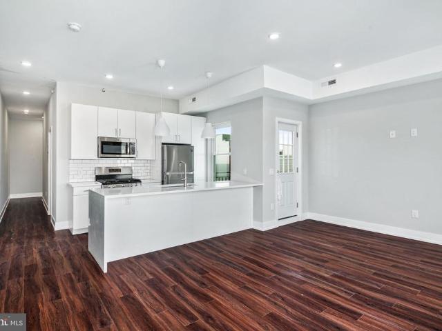 1527 29 Ridge Avenue # 1B