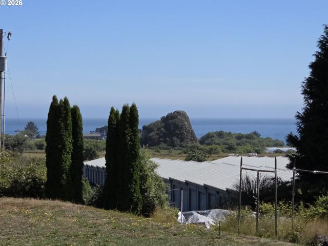15282 highway 101