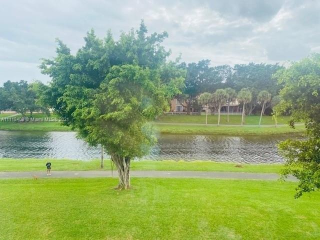15285 SW 107th Ln Apt 215, Miami, FL 33196