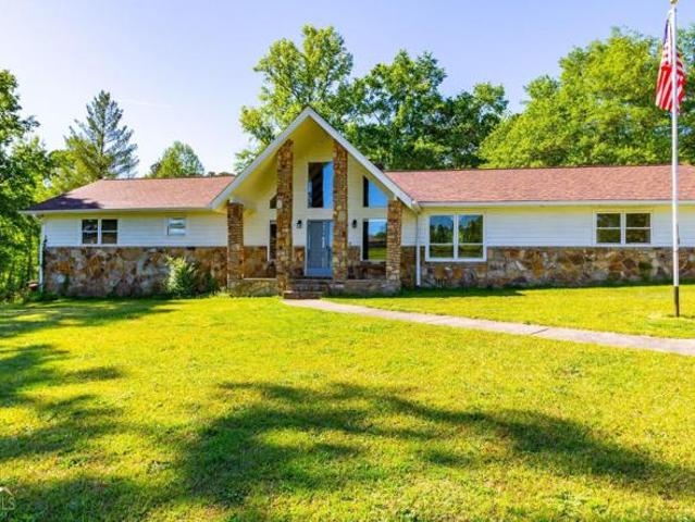 1528 Old Cartersville Rd, Dallas, GA 30132