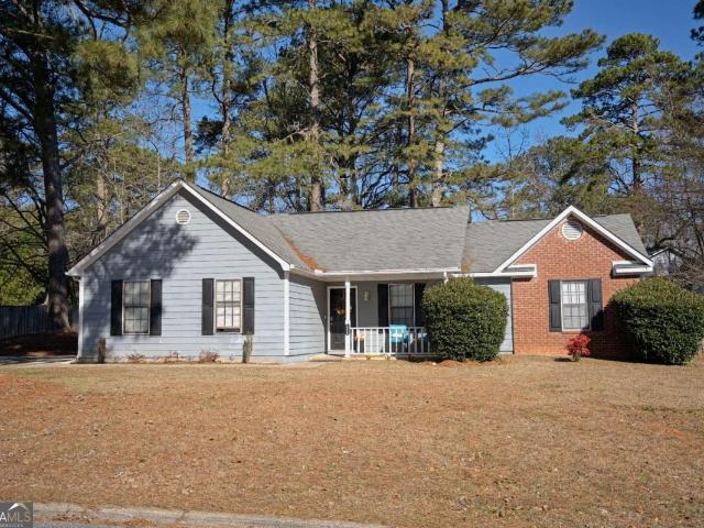 1528 Carriage Lane