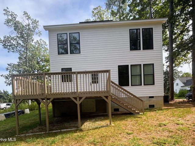 1528 Chateau Lane