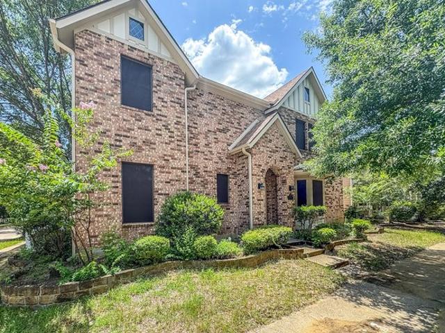 1528 Chestnut Dr, Savannah, TX 76227