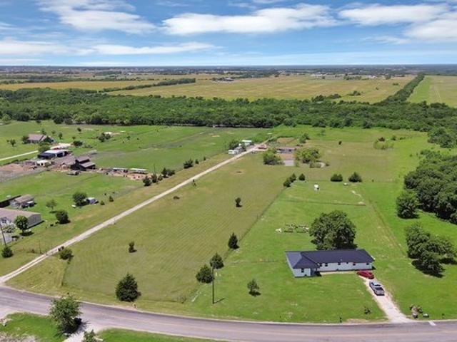 1528 County Road 697, Farmersville, TX 75442