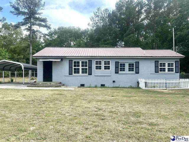 1528 Hickory Grove Rd, Bennettsville, SC 29512