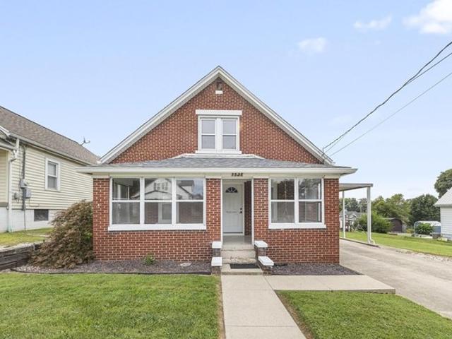 1528 Leopold St, Jasper, IN 47546