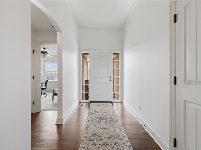 1528 sw antiquity drive