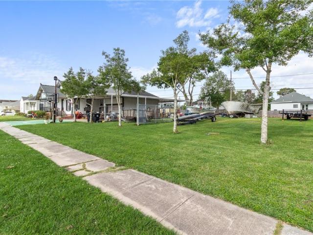 1528 Schnell Drive