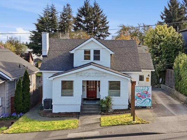 1528 SE Holgate Blvd, Portland, OR 97202