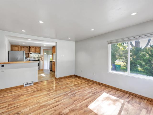 1528 7TH Street