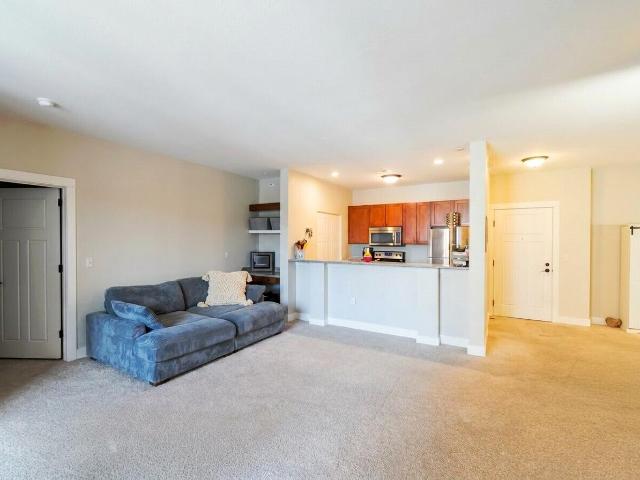 15295 W Library Ln, Unit 213