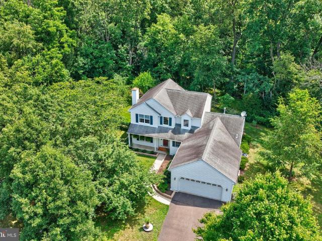 1529 Meadowview Drive