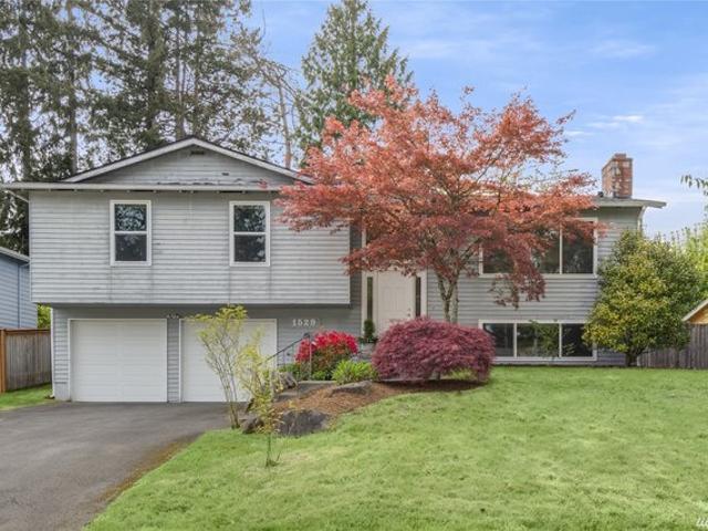 1529 nd Pl NE, Bellevue, WA 98008