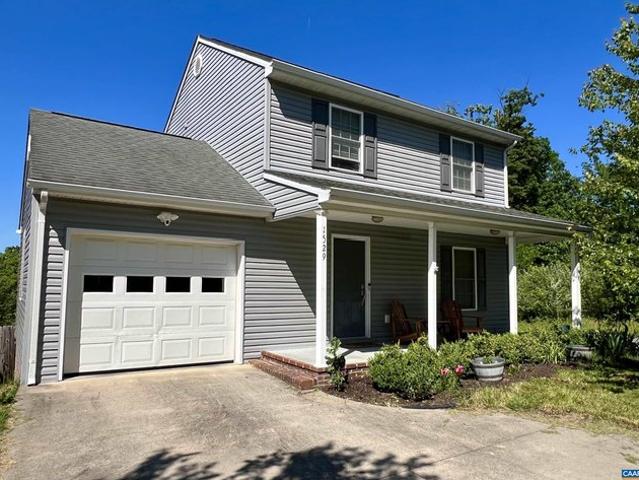 1529 C St, Waynesboro, VA 22980