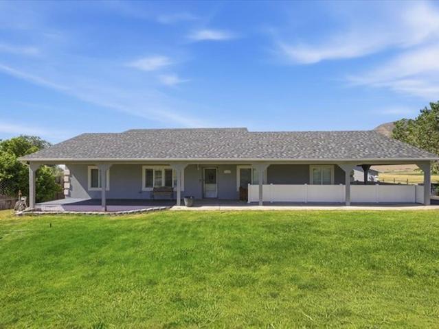 1529 E Pine Canyon Rd, Tooele, UT 84074