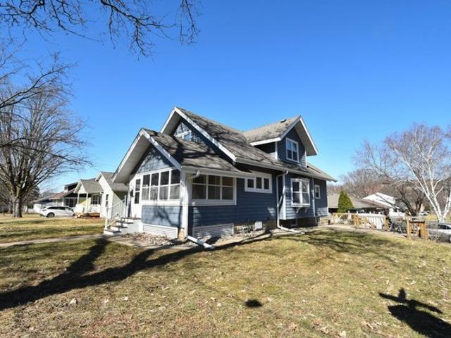 1529 East Ave, Red Wing, MN 55066