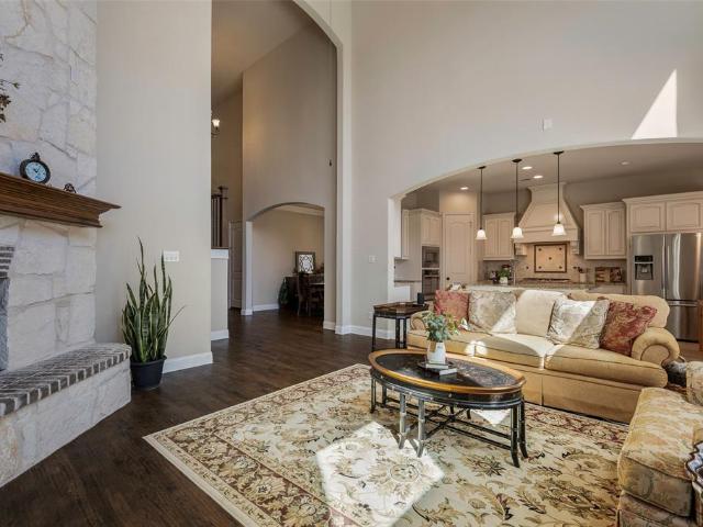 1529 Hennessey Drive