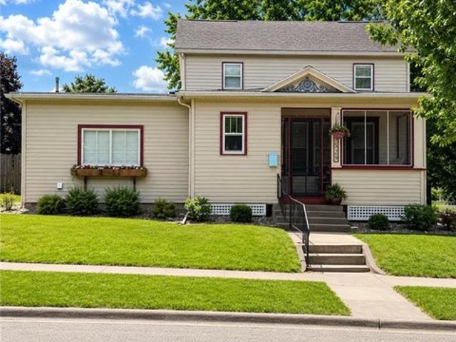 1529 W 6th St, Red Wing, MN 55066