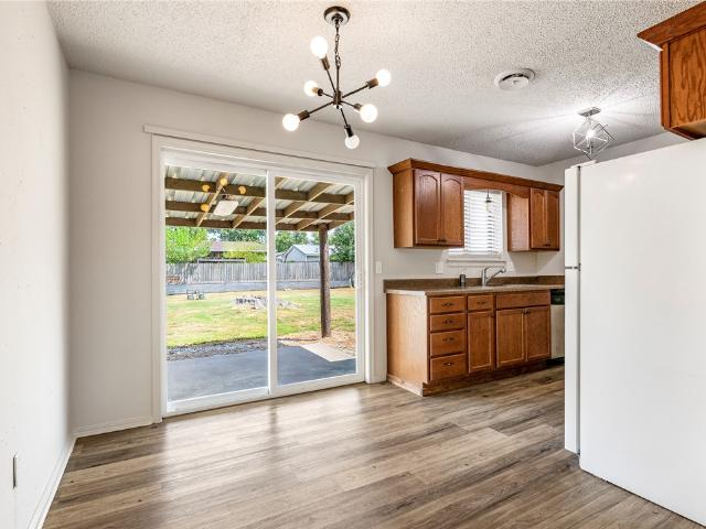 1529 W Janda Drive