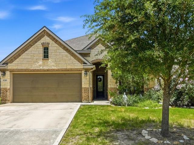15203 Maskette Ave, San Antonio, TX 78245