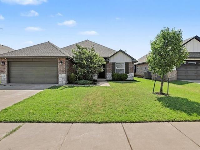 15204 E Hill Branch Rd, Edmond, OK 73013