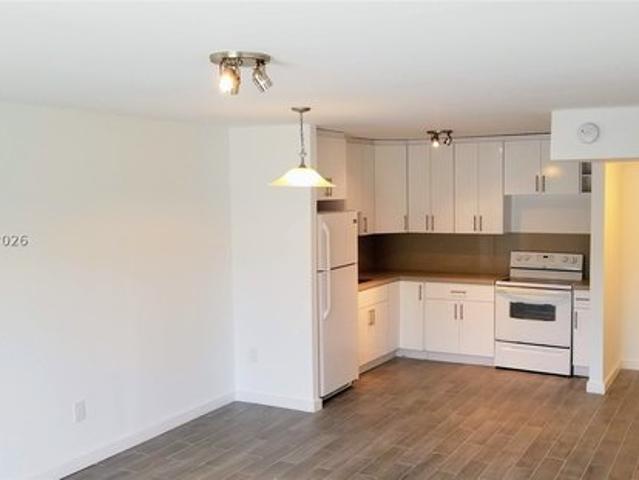 15205 NE 6th Ave Apt D204, Miami, FL 33162