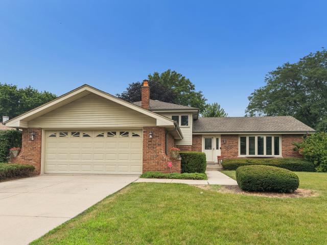 15208 Royal Foxhunt Road