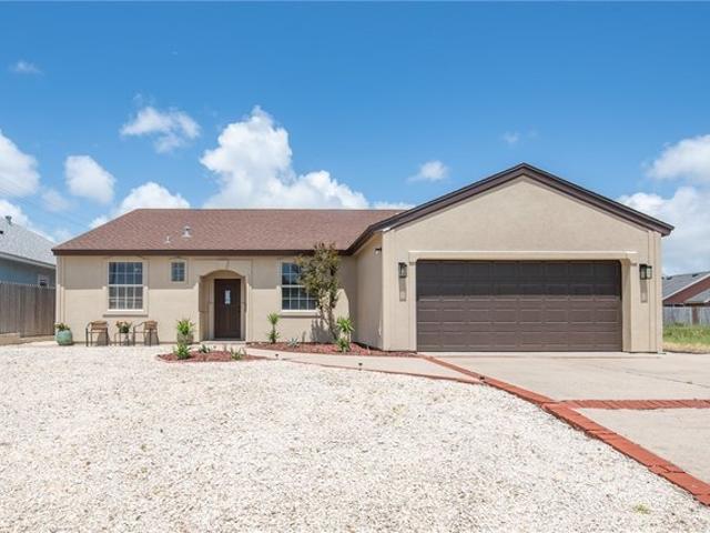 15209 Tesoro Dr, Corpus Christi, TX 78418
